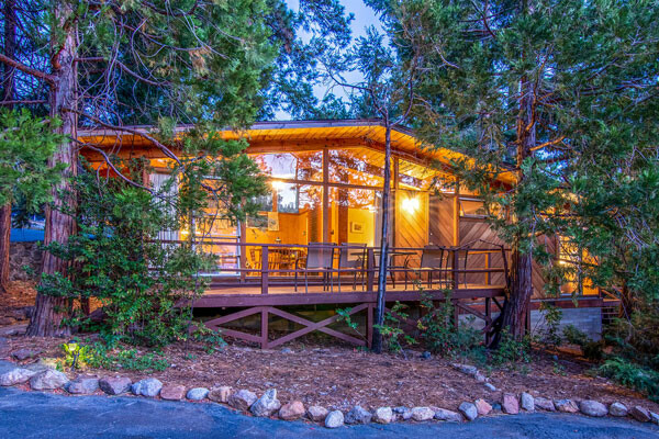 Idyllwild Cabin Resort - Woodland Park Manor (Idyllwild, California)